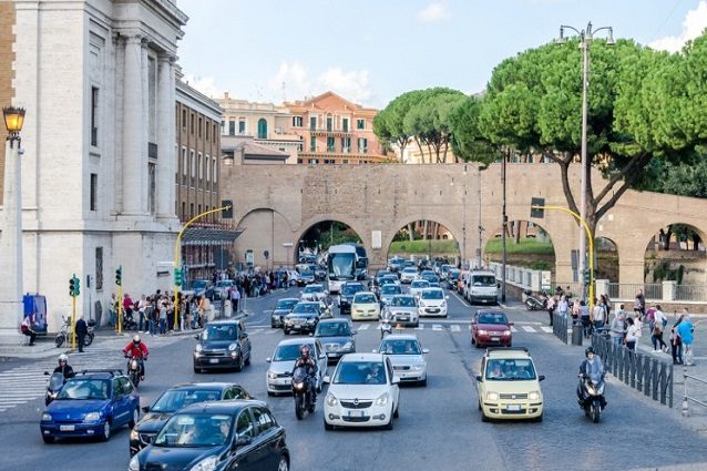 Viabilità a Roma lunedì 18 dicembre: GRA, mezzi pubblici e vie cittadine