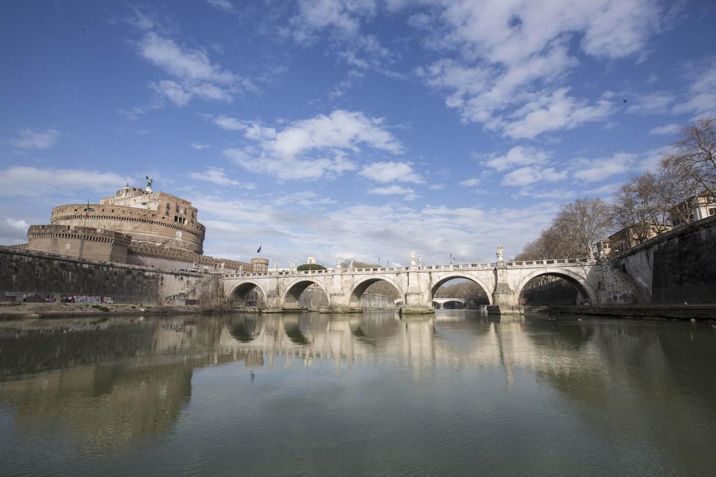 Nuova vita al fiume Tevere: entro il Giubileo 2025 parchi e terrazze ...