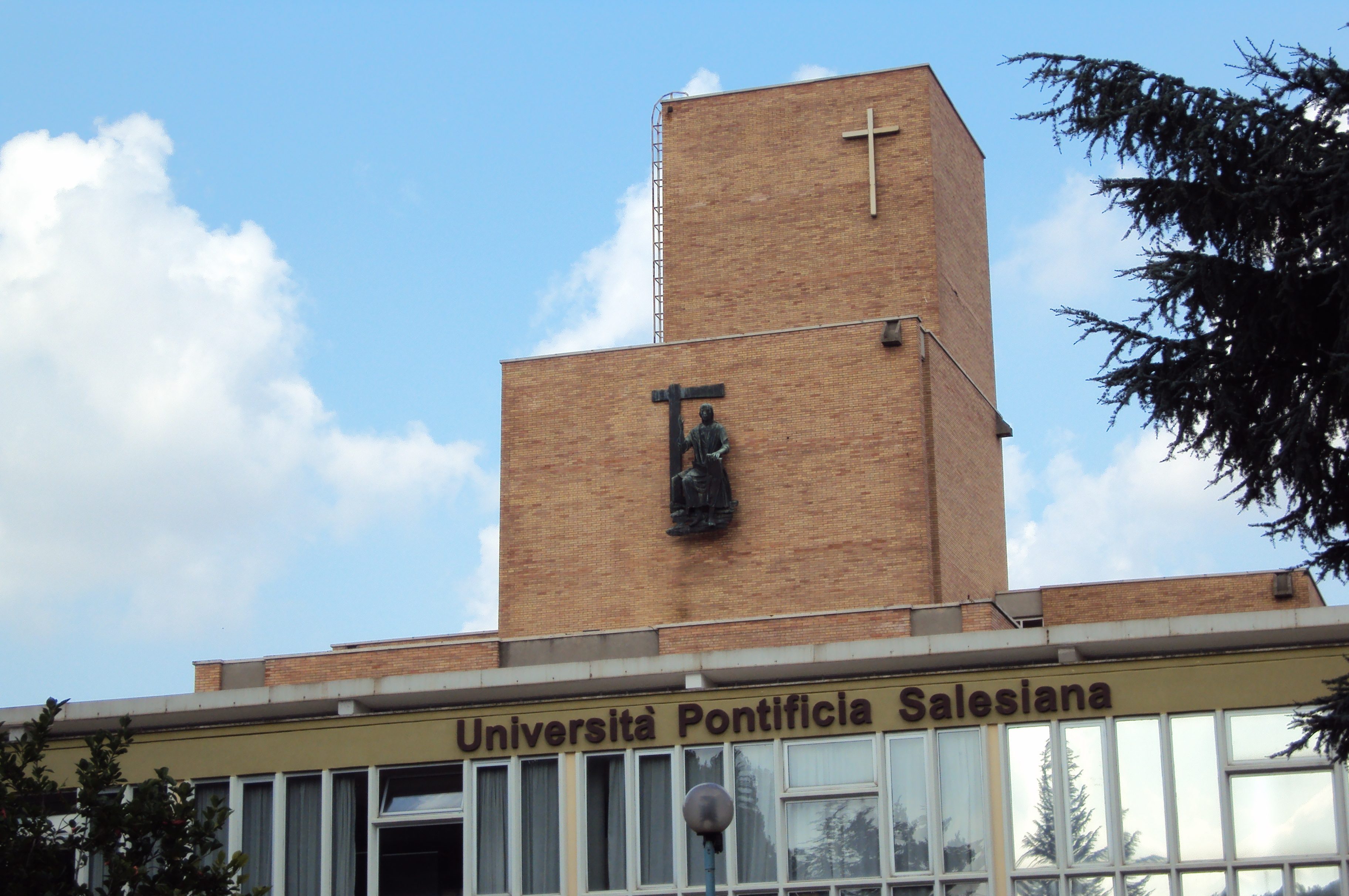 Covid al campus, l'Università Pontificia Salesiana conferma: 4 ...