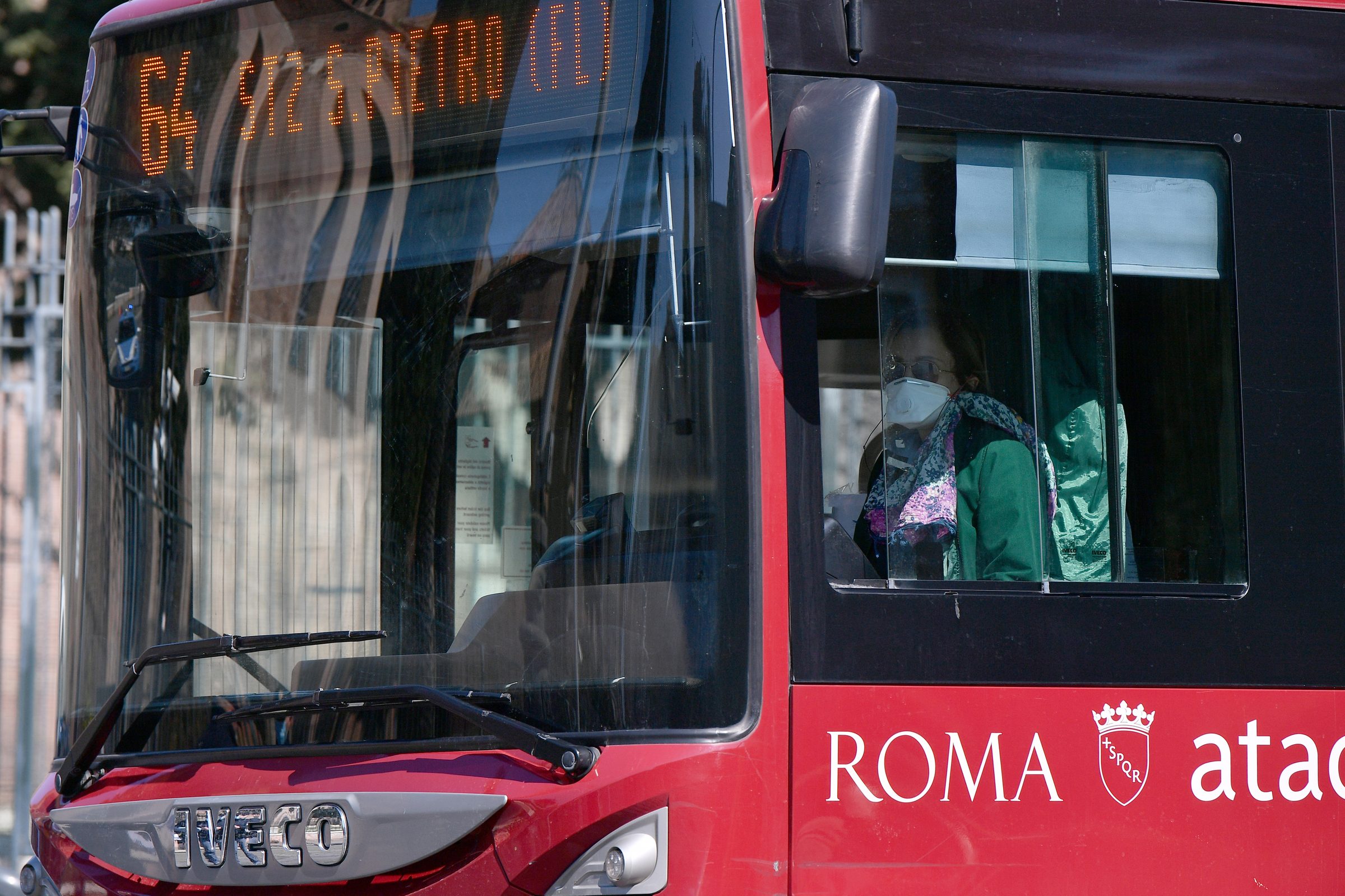 Fase 2 a Roma: nuove corsie preferenziali per bus più frequenti e veloci