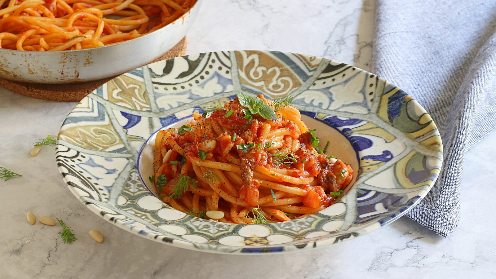 Spaghetti allo stufatu: la ricetta del primo al ragù di palamita