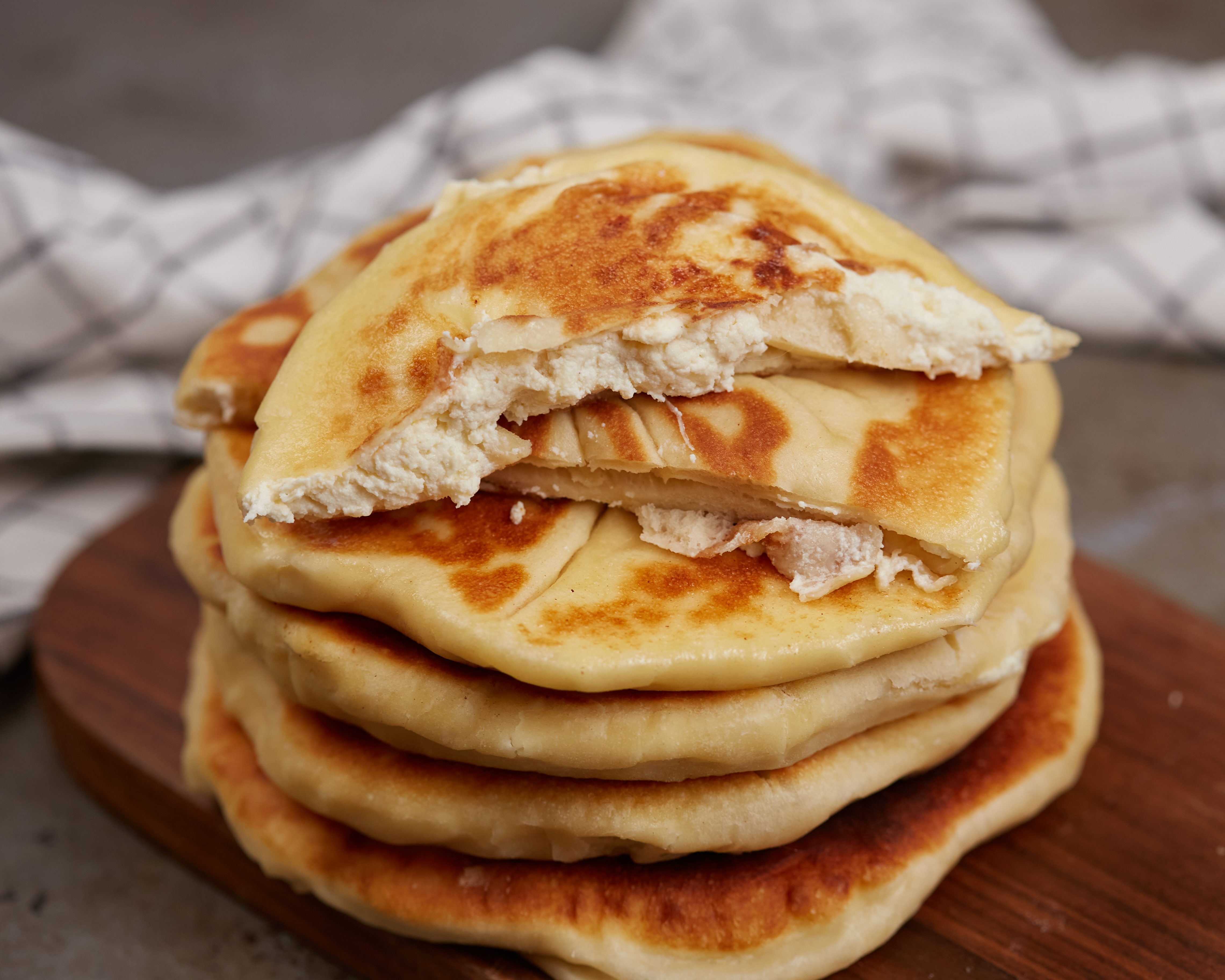 Placinta: la ricetta della torta dolce al formaggio rumena