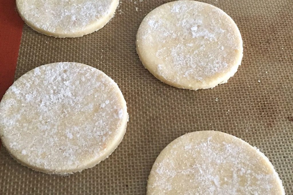 Rolled sugar cookies