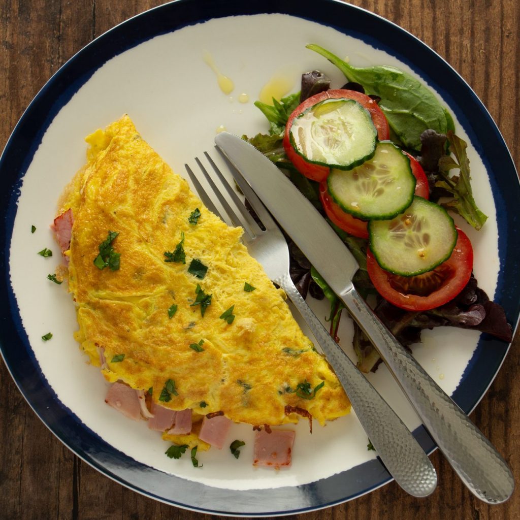 Basic Easy Omelette Recipe: the delicious recipe you'll love