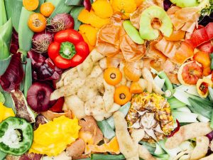 25 alternative uses for fruit and vegetable peels | Cookist.com