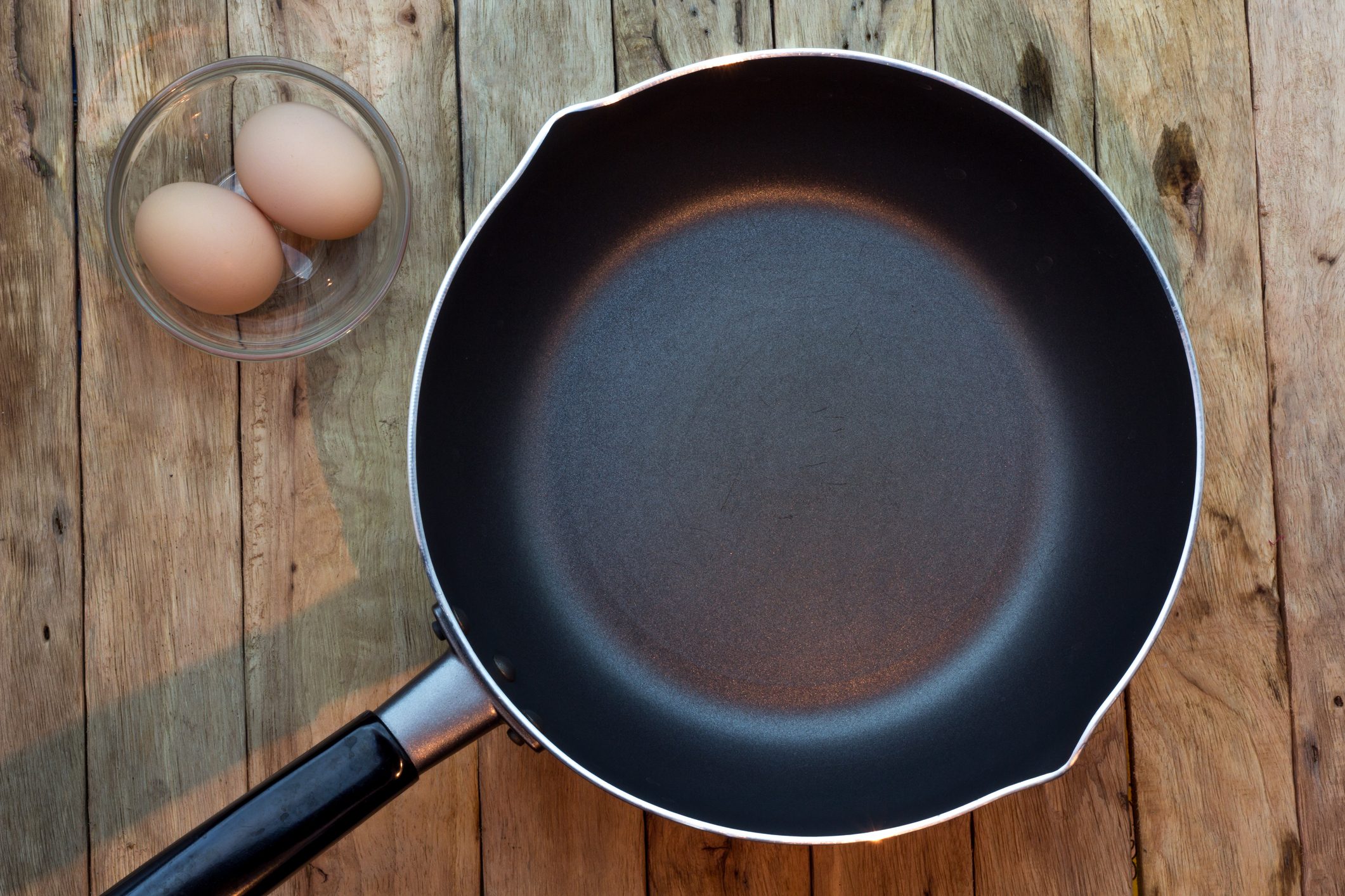 Three Tips To Prevent The Food From Sticking To The Pan