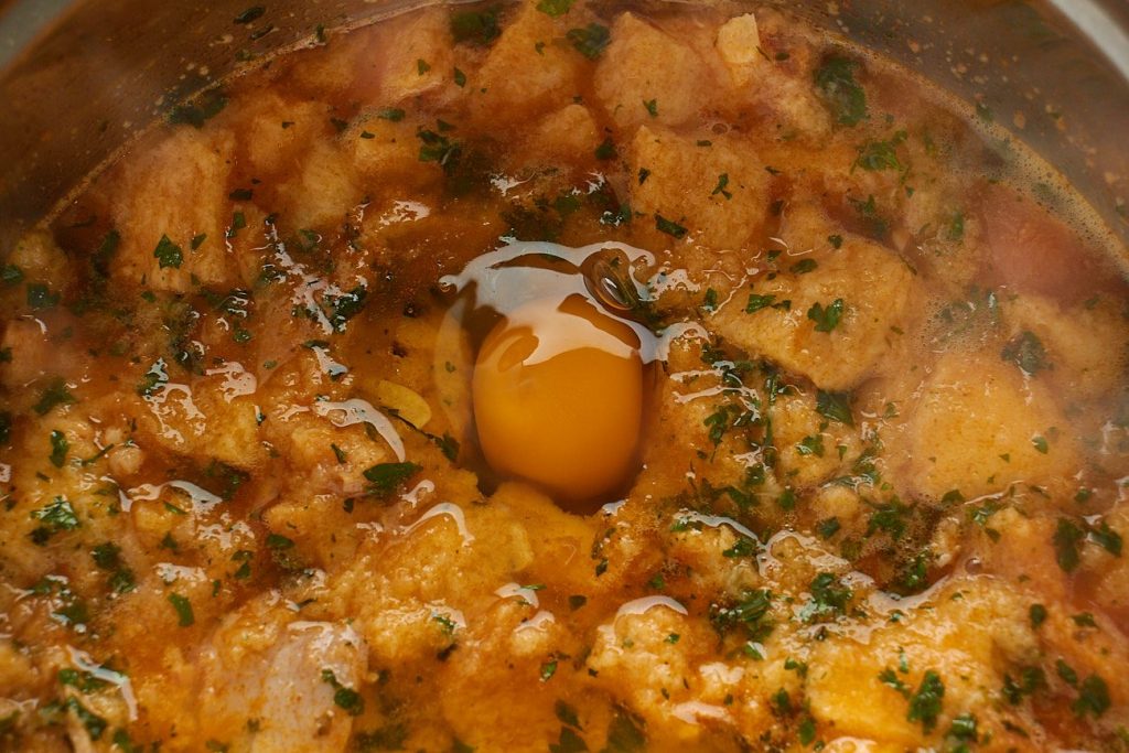 Sopa de Ajo: the traditional Spanish soup recipe