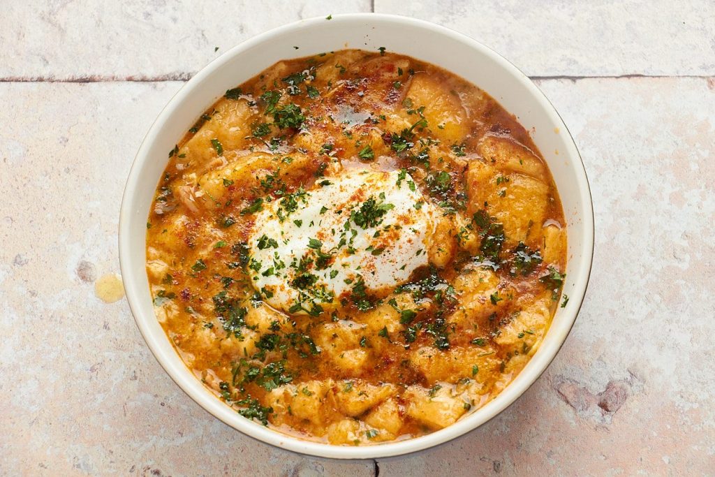 Sopa de Ajo: the traditional Spanish soup recipe