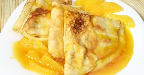 Crepe suzette: the recipe for the flambè dessert served with Grand ...