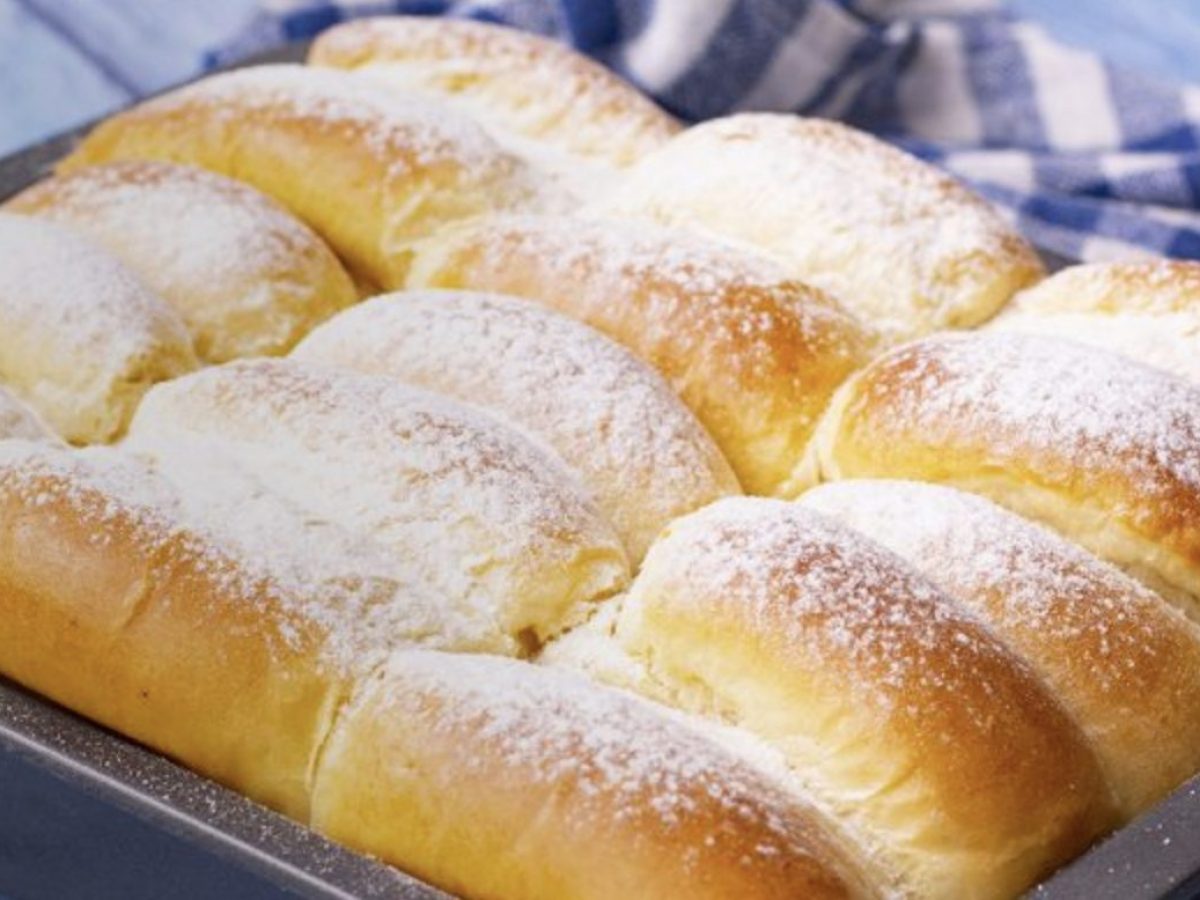 Milk buns: milky taste soft, and with a melt in your mouth texture!