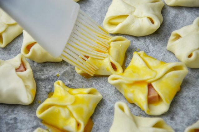 Ham and Cheese Stuffed Dumplings: a delicious and savory recipe