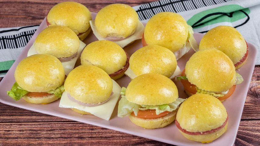 Slider Buns: the easy and soft recipe for a delicious appetizer