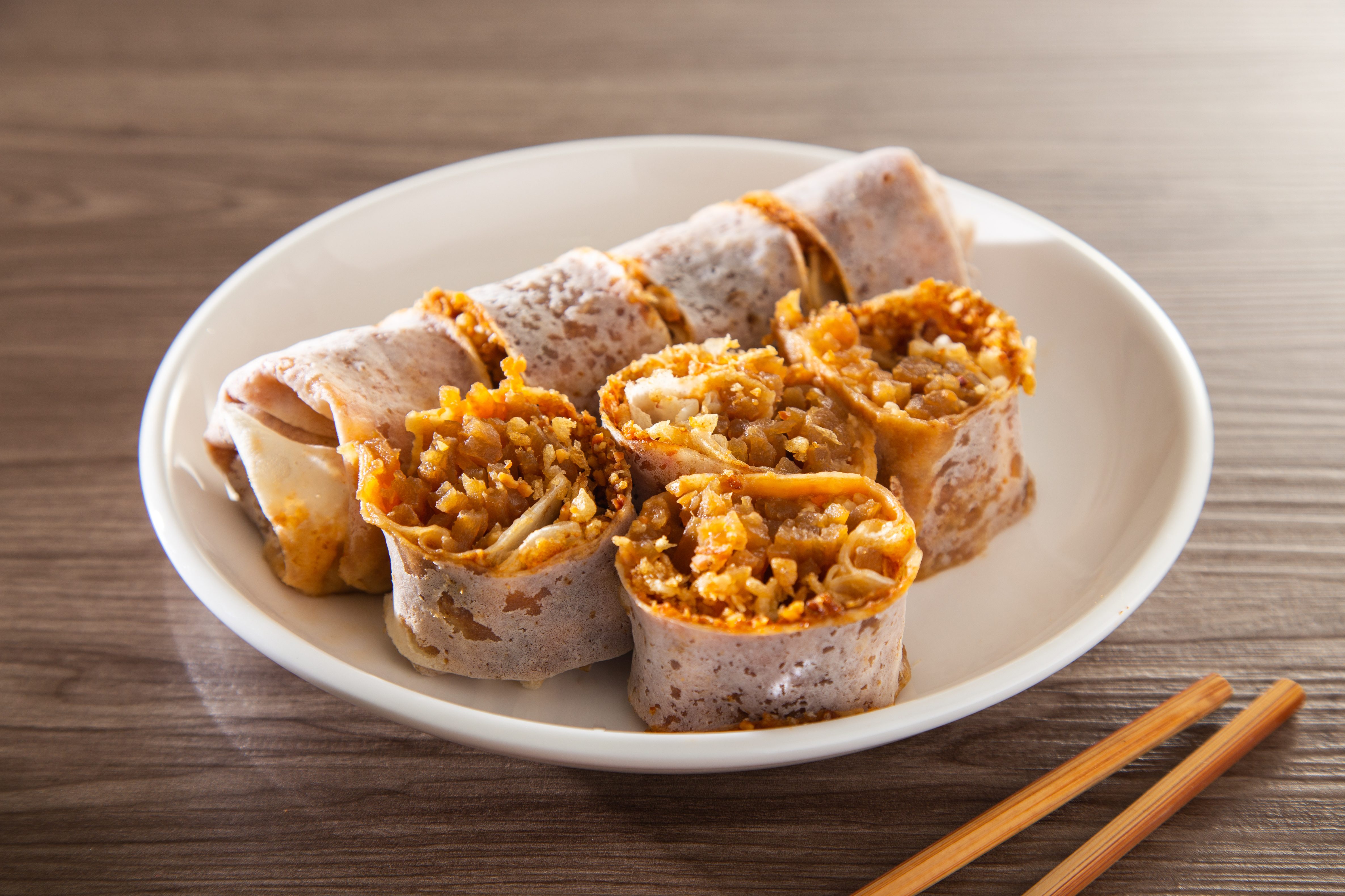 Popiah (Malaysian Spring Rolls)