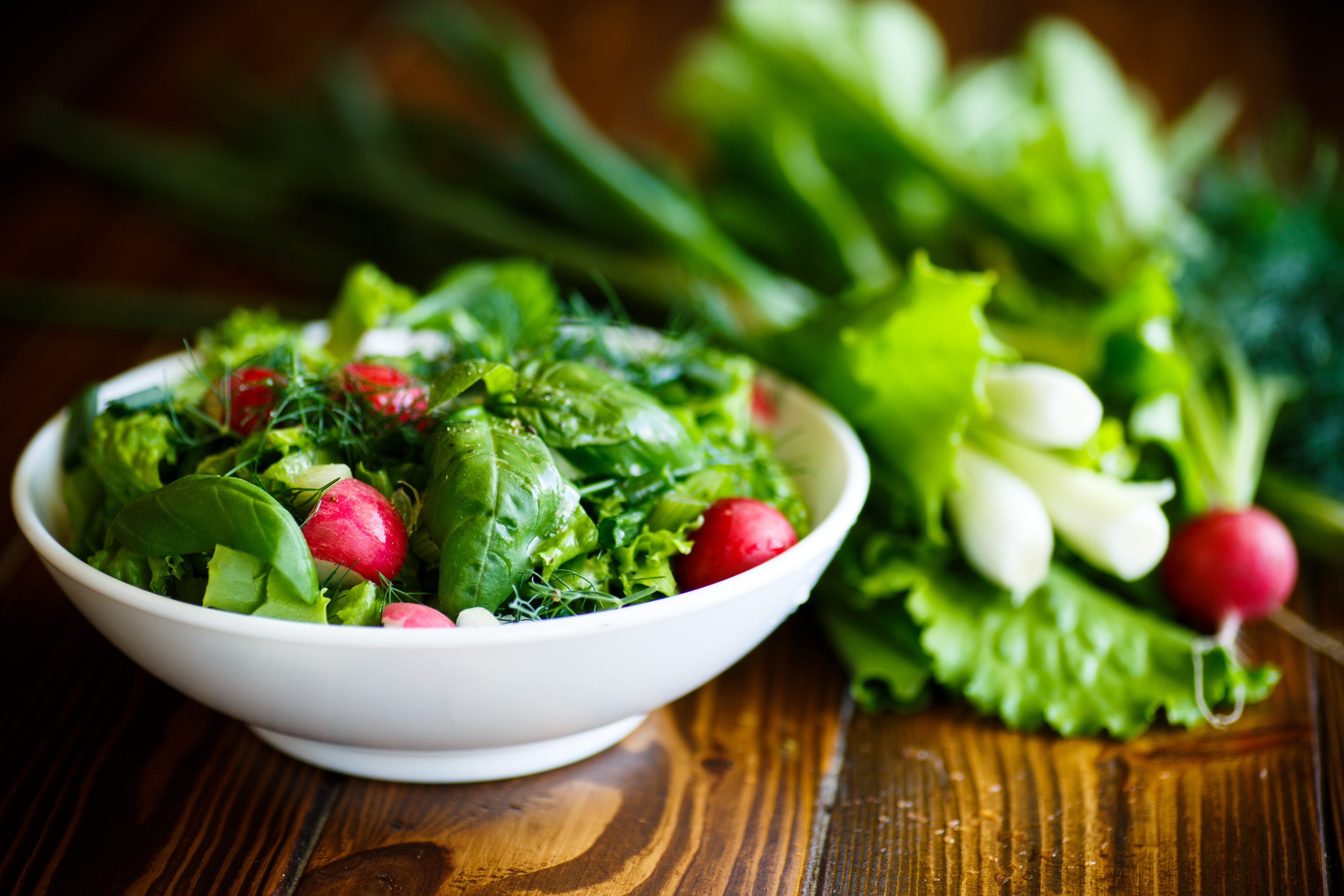 9 Ways To Keep Your Salads Fresh For Longer Periods