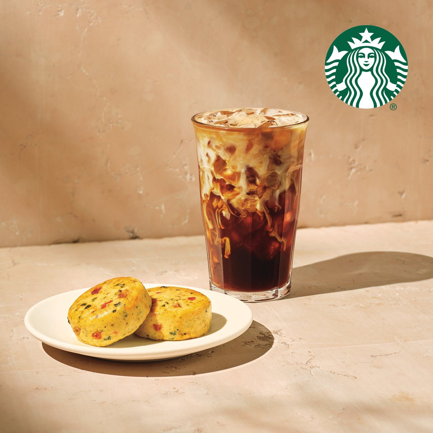 Starbucks’ Pumpkin Spice Latte Returns August 26—Here’s What’s New on ...