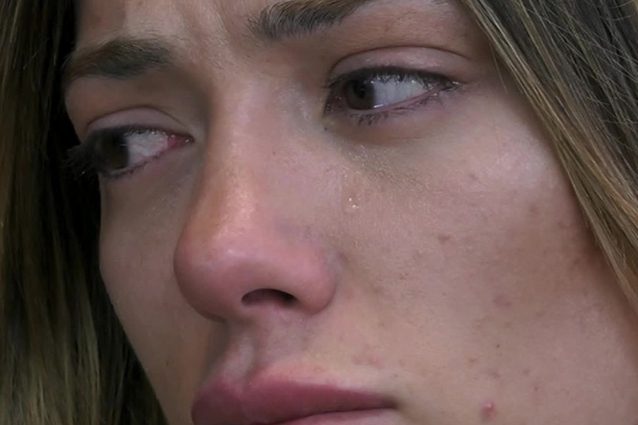 Soleil Sorge crolla al GF Vip: Alex Belli la consola con dolcezza ...