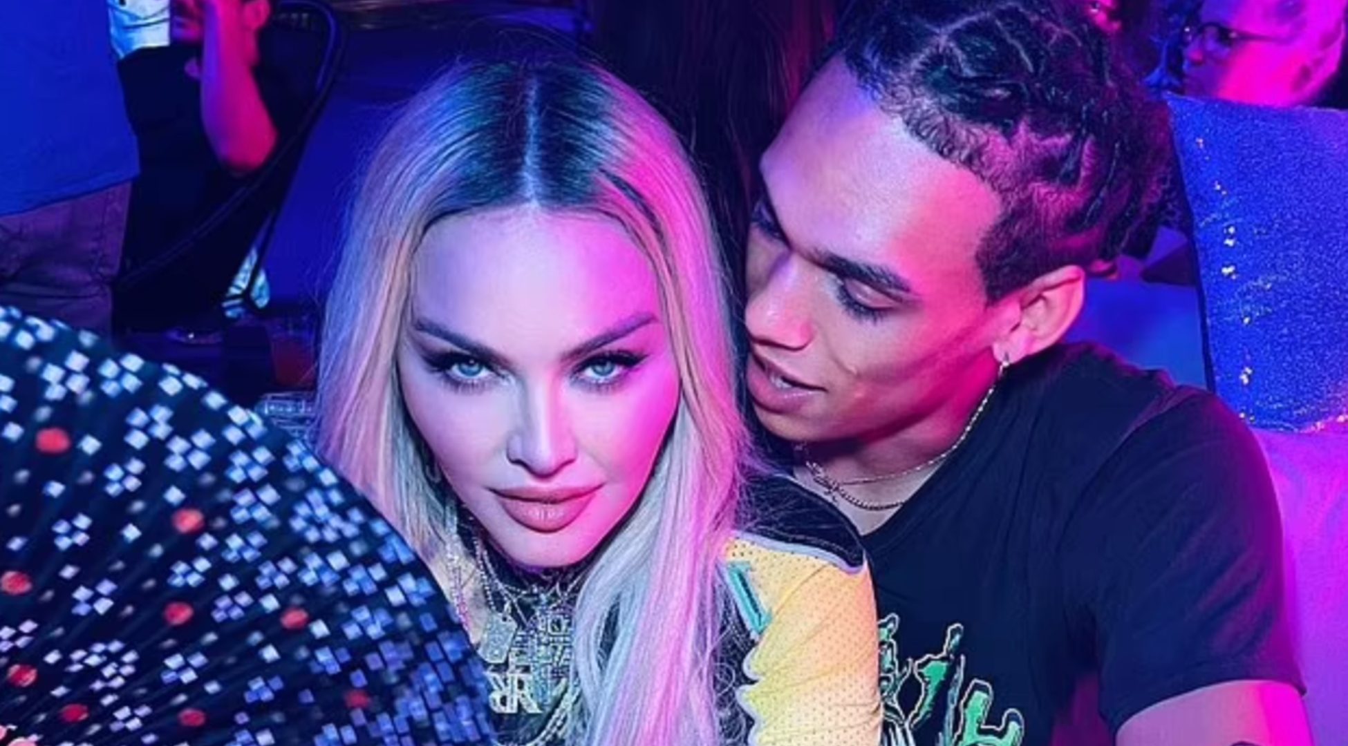 Bello e molto più giovane di lei, chi è Andrew Durnell: il nuovo amore ...