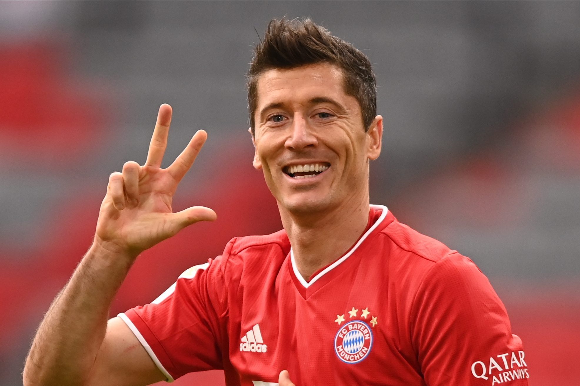 Lewandowski inarrestabile: 10 gol in 5 partite di Bundesliga
