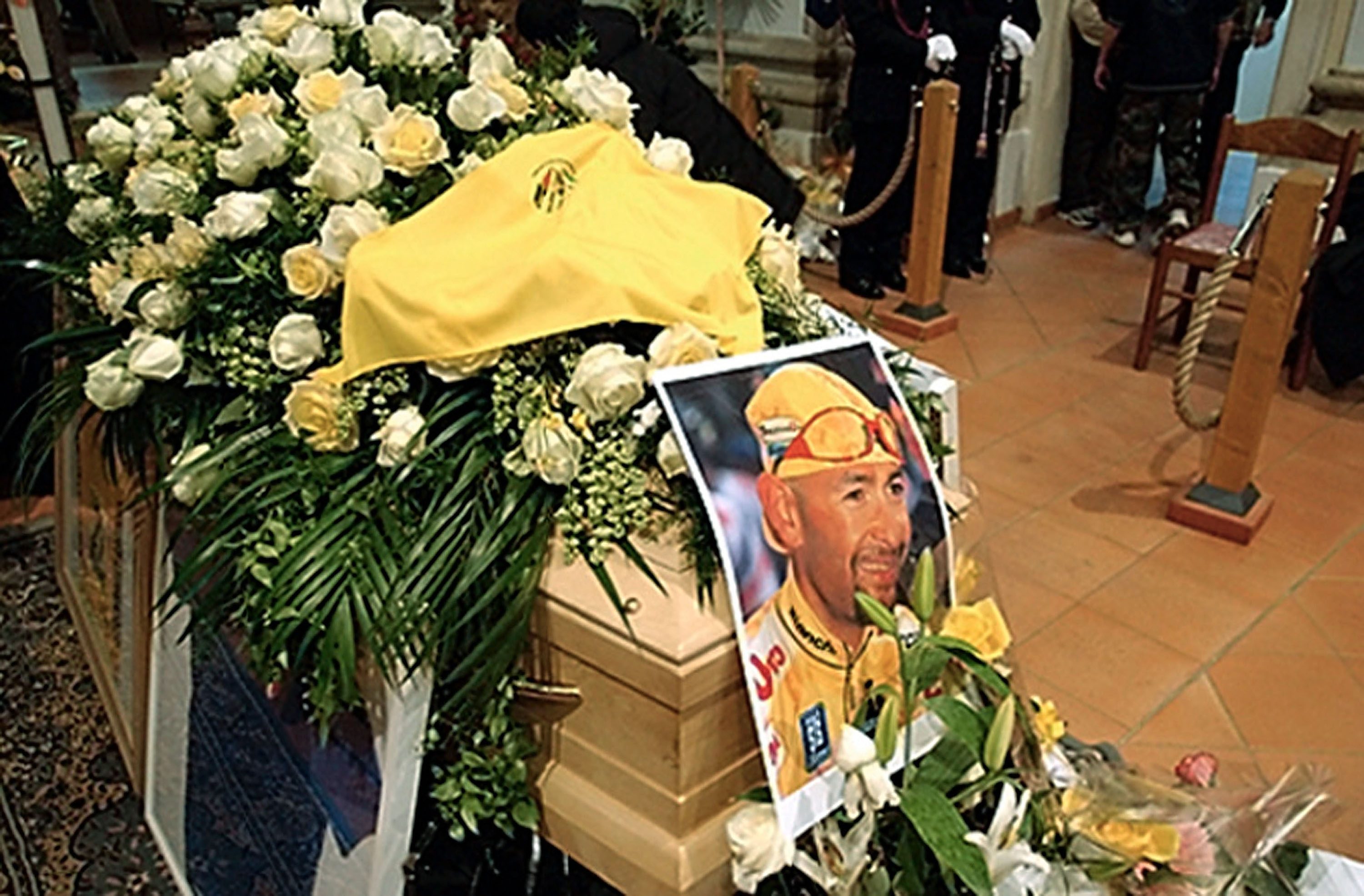 Interrogato per ore un super testimone sulla morte di Pantani: O è un ...