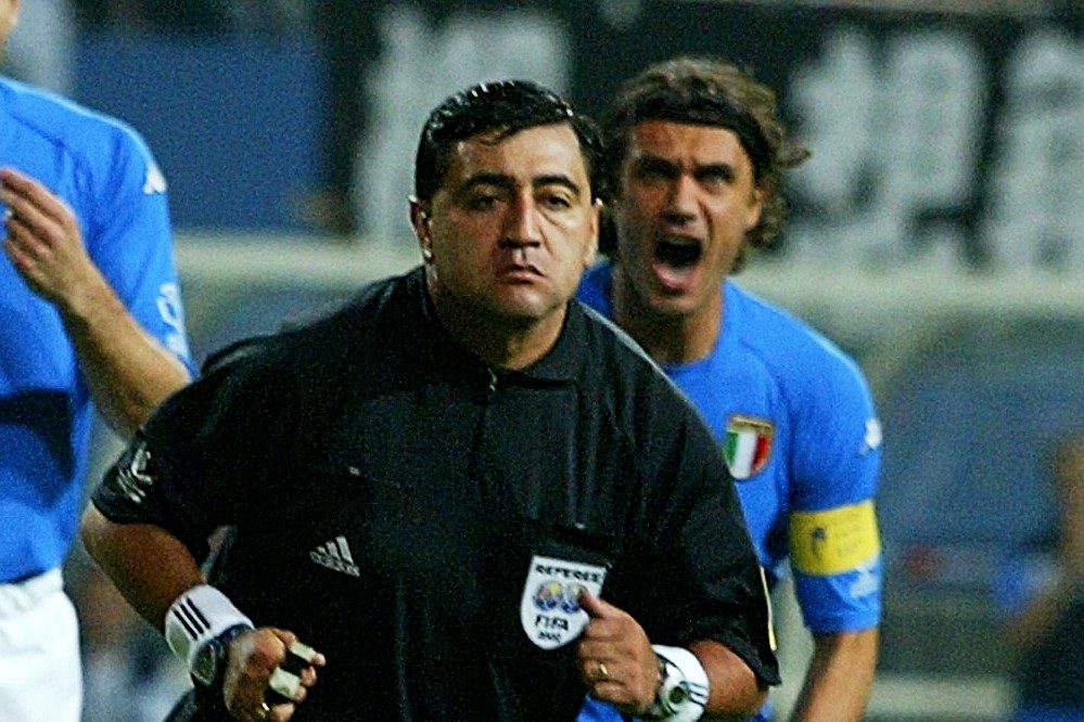 Byron Moreno confessa dopo 20 anni, l'errore in Italia-Corea ...