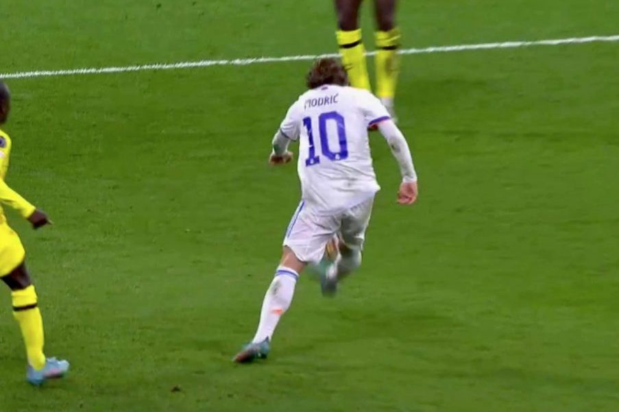 L'assist di Modric arriva dal futuro: ha visto uno spazio che per gli ...
