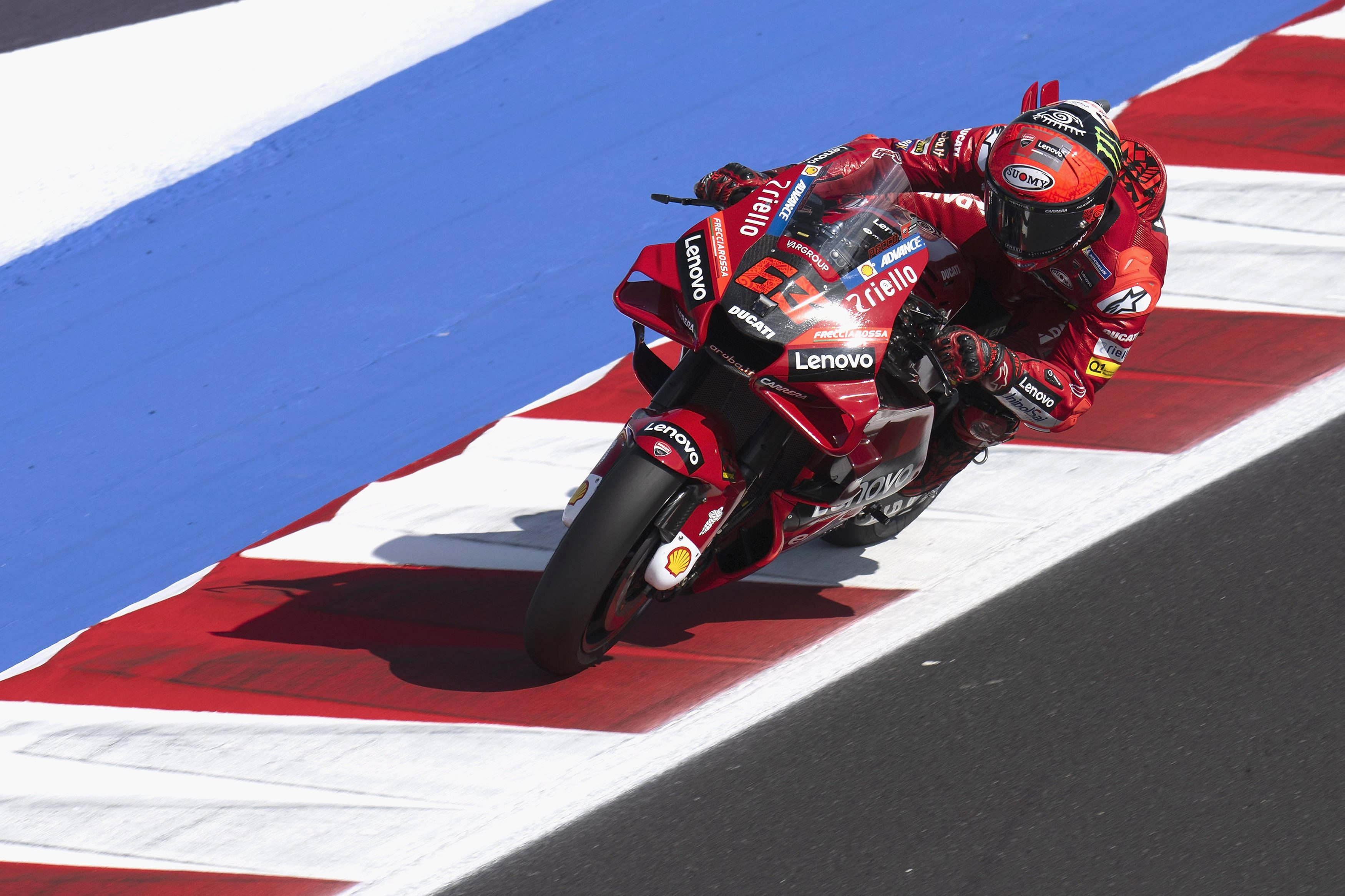 Bagnaia domina a Misano, ma che duello con Bastianini: festa Ducati al ...