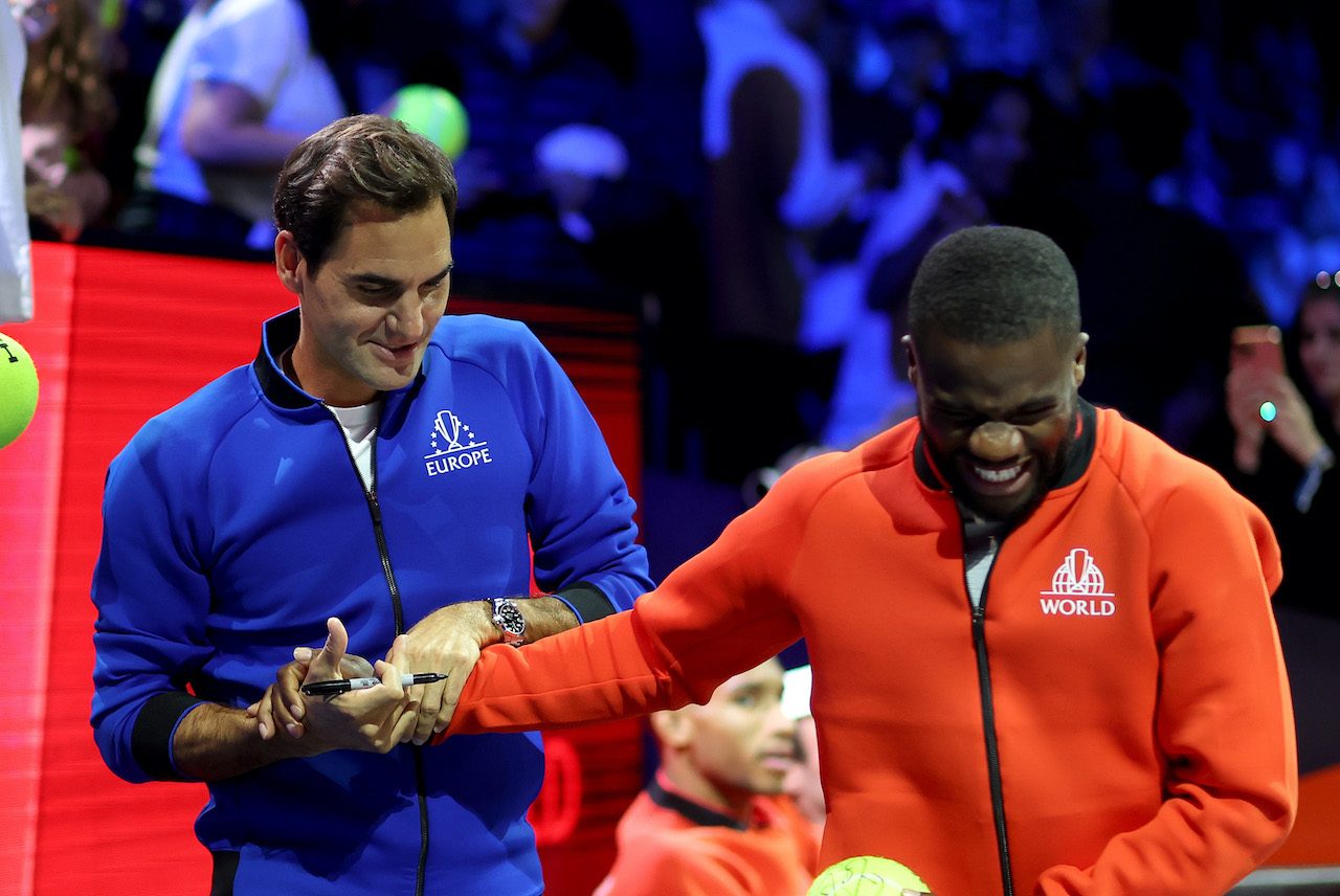 Tiafoe accusato di aver mancato di rispetto a Federer capovolge tutto ...