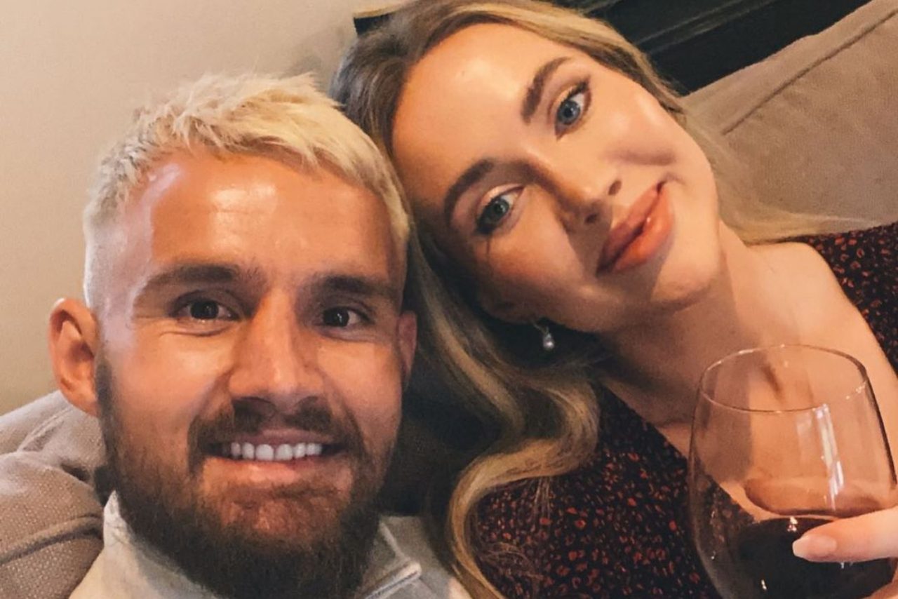 reçoit des nouvelles de sa femme, sa belle-mère va mourir - Romandie-guide