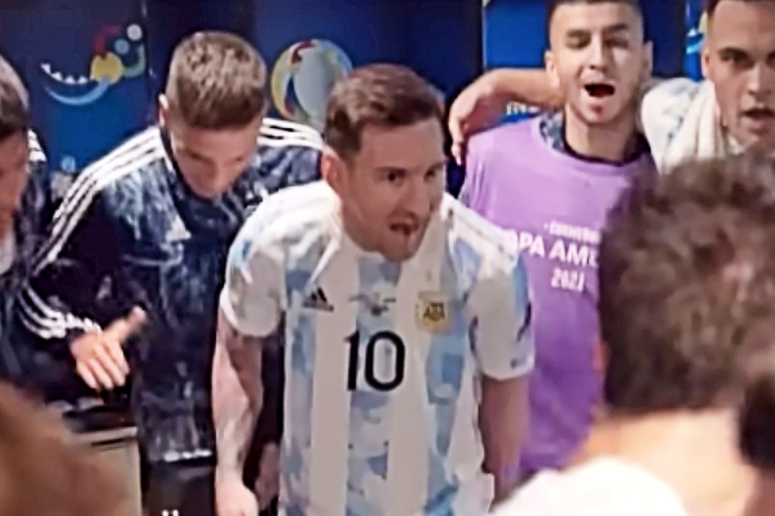 Messi si alza e detta la legge allo spogliatoio: Non chiamatelo più ...