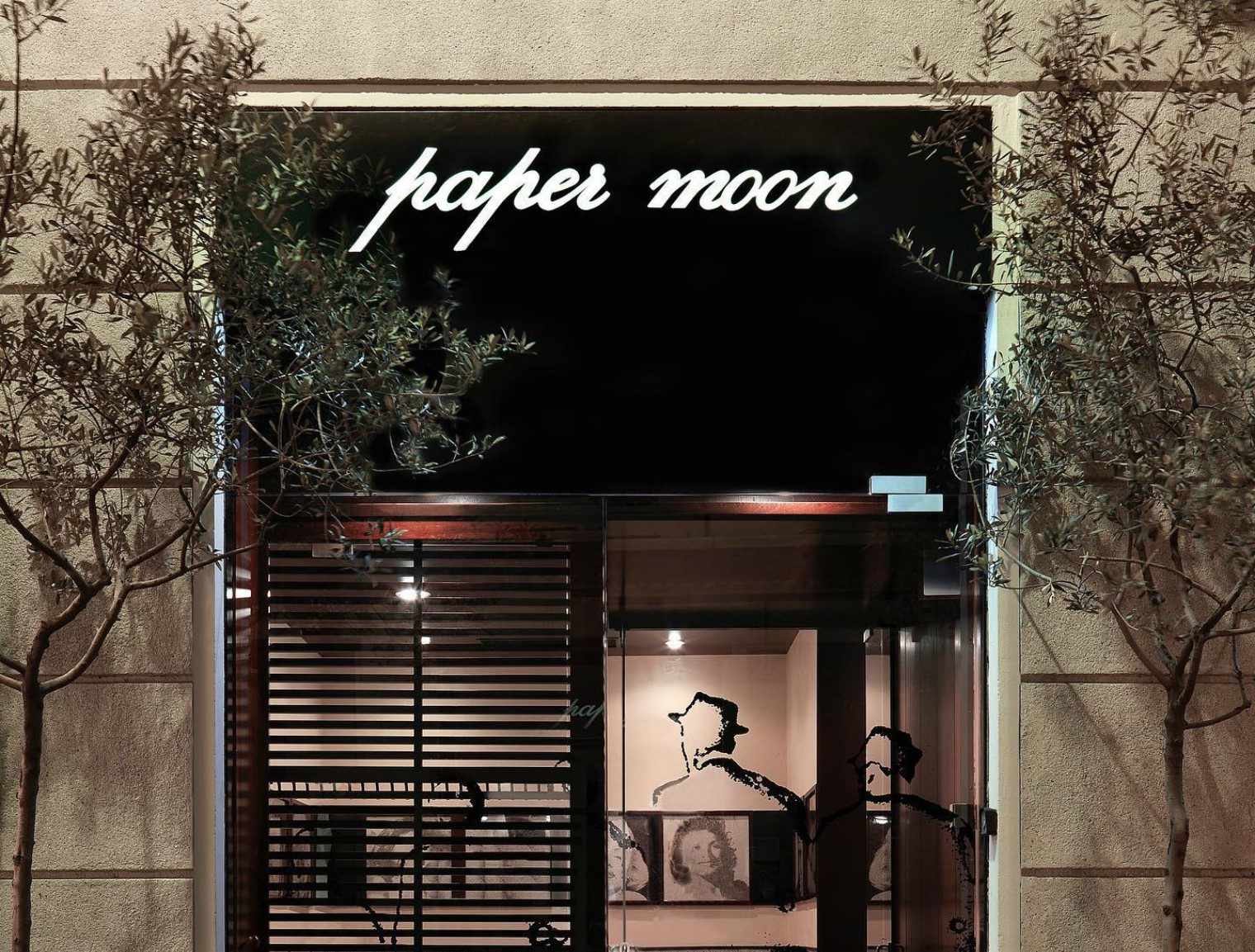 Chiude il Paper Moon: saracinesca abbassata per lo storico locale di Milano