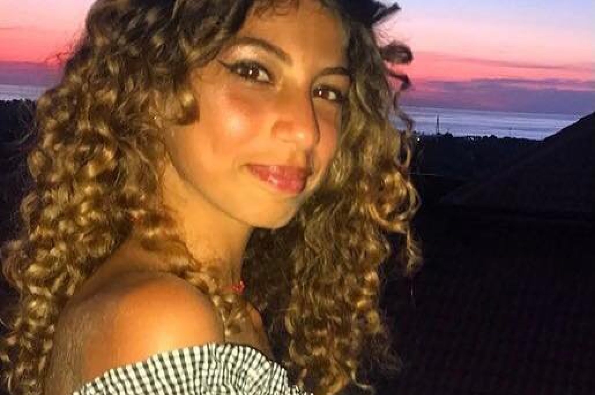 Giulia, morta di anoressia a 17 anni. Il fratello: Attenzione ai ...