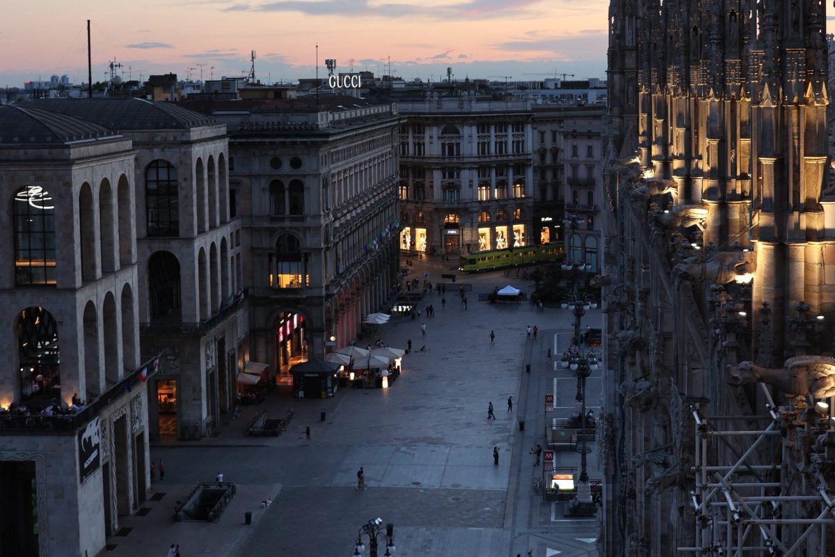 Un nuovo blackout paralizza il centro: l'ascensore del Duomo a terra ...