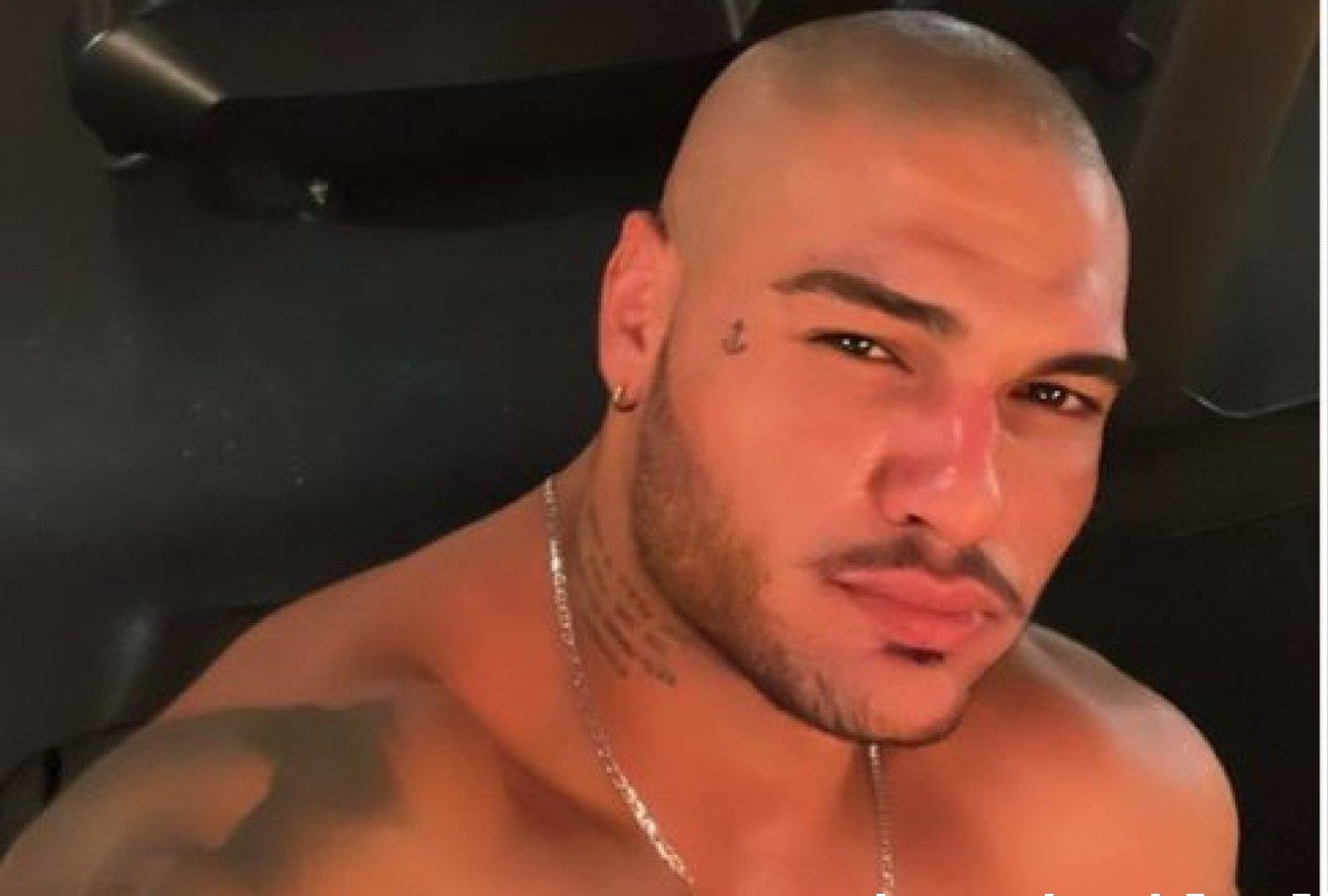 Chi era Gabriel Da Silva, il modello di 27 anni trovato morto a casa del compagno 71enne