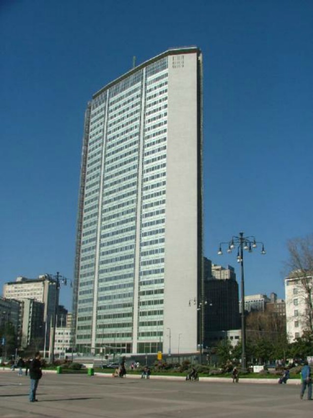 Dal 20 marzo visite gratuite al Pirellone