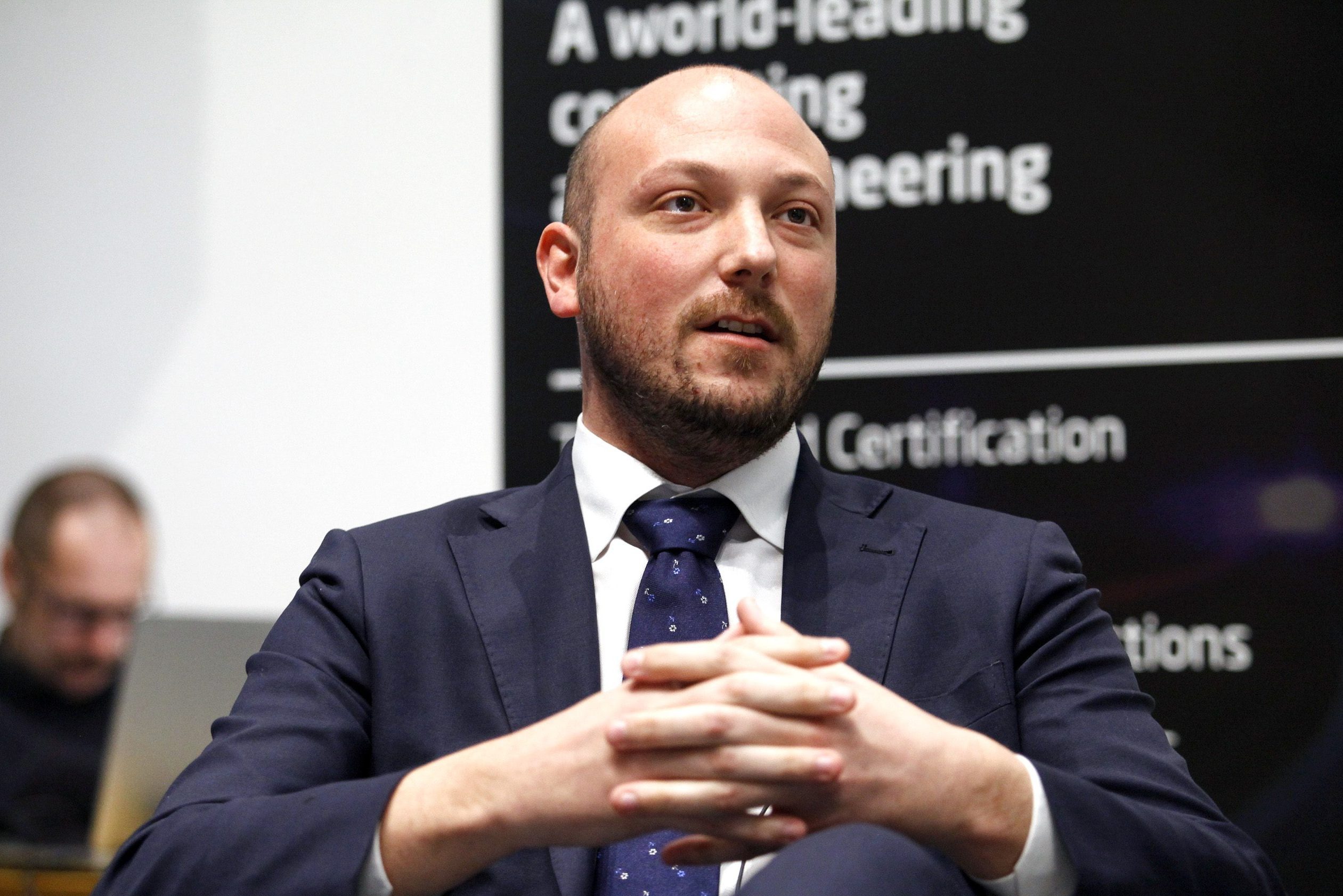 Lombardia, Violi (M5S): Su apertura un annuncio assurdo, a Fontana ...