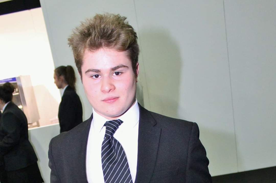 Tragedia ad Adro: Michael, ragazzo di 17 anni, muore davanti ai ...