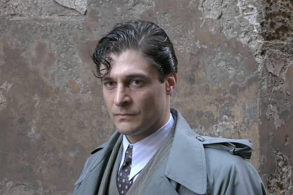 Il Commissario Ricciardi 2 si gira a Napoli, set tra Museo Archeologico ...