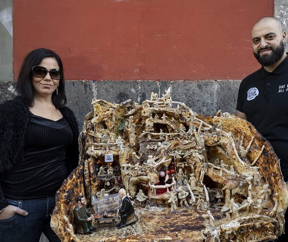 A Napoli un presepe fatto di pizza: i pastori di Putin e Zelensky ...