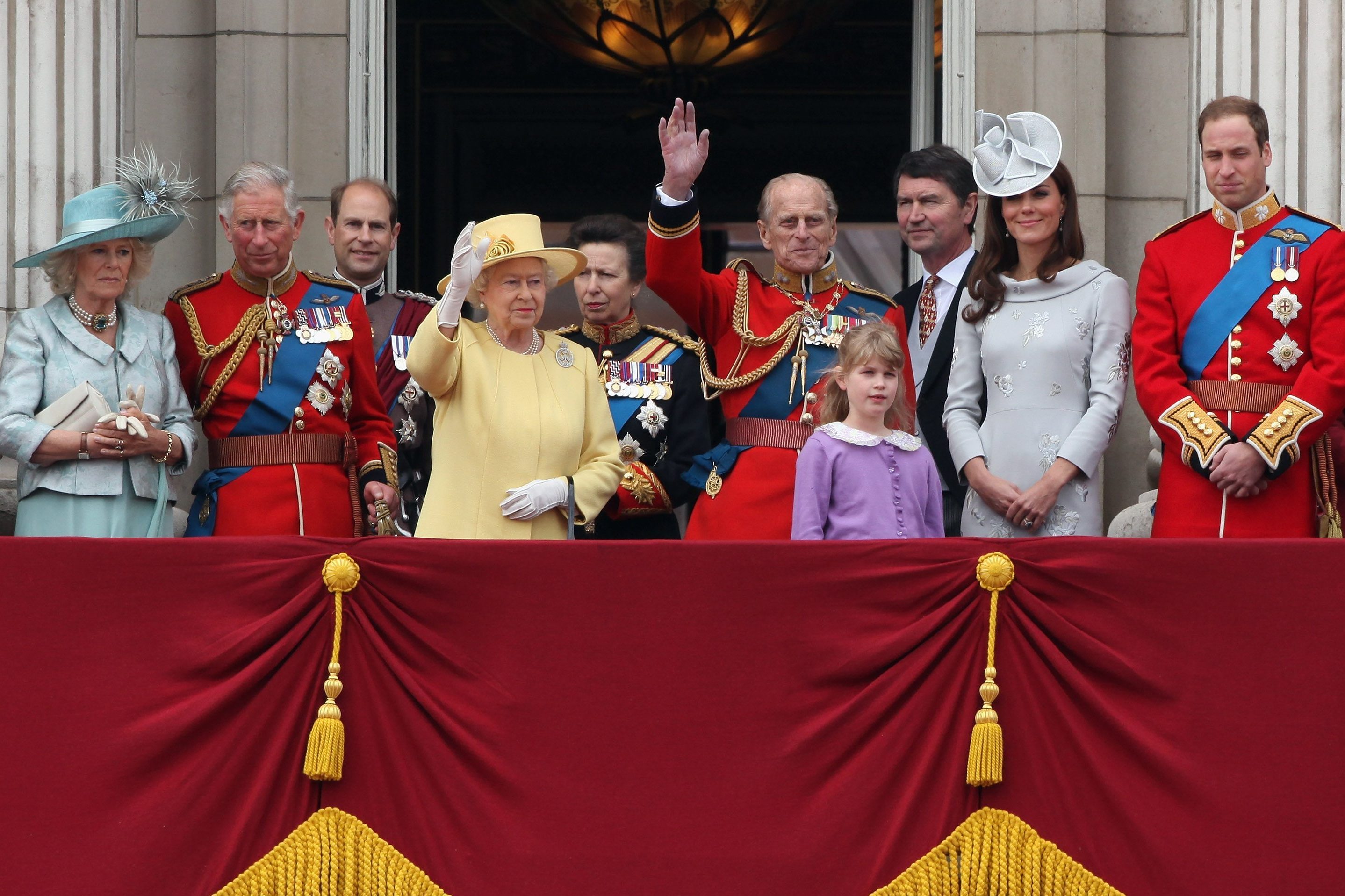 I testamenti segreti della royal family: il patrimonio dei Windsor vale ...