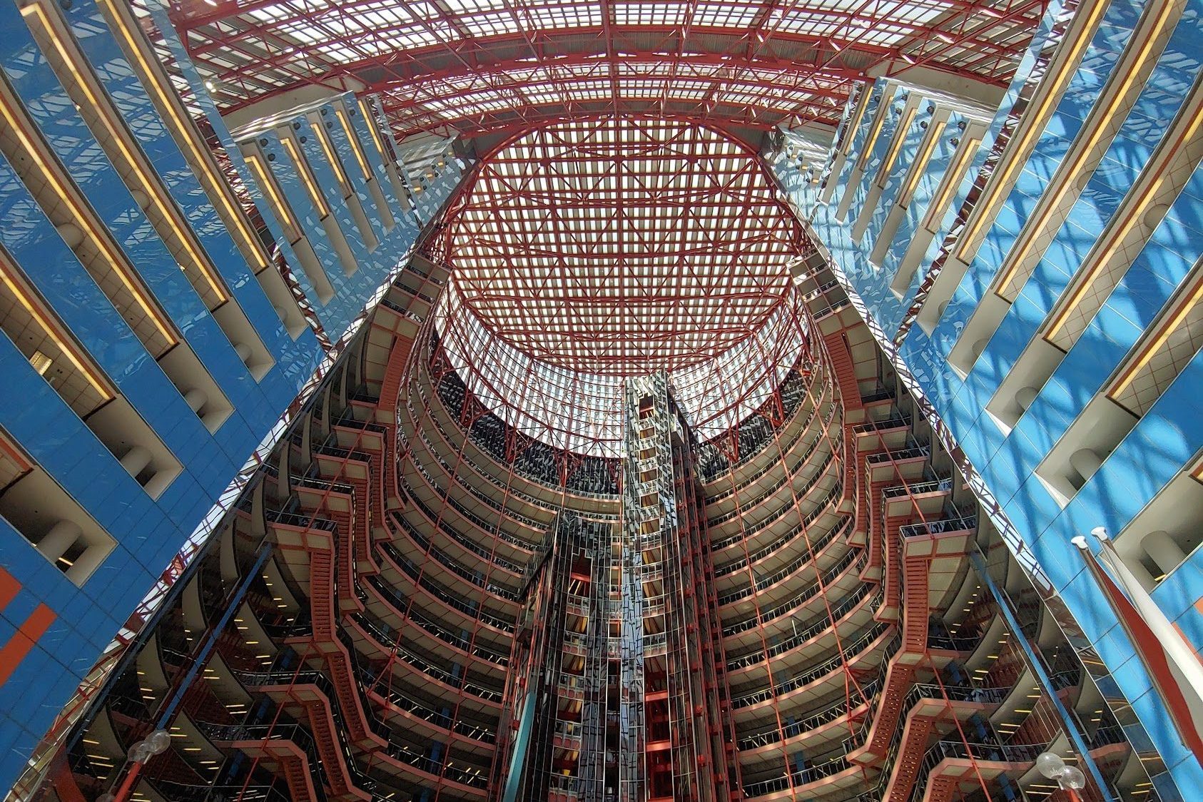 Perché Google ha salvato il Thompson Center di Chicago dalla demolizione
