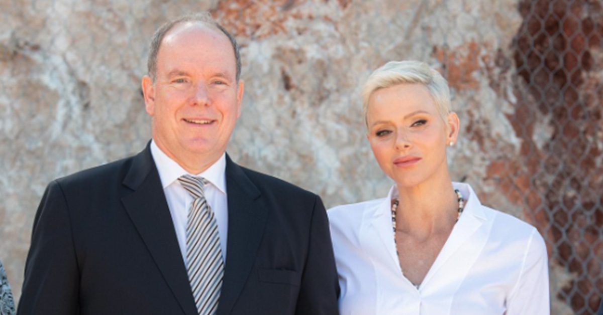 Charlene di Monaco mano nella mano col principe Alberto: uscita ...