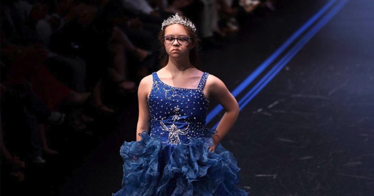Monika Myers, modella con sindrome di Down alla New York Fashion Week ...