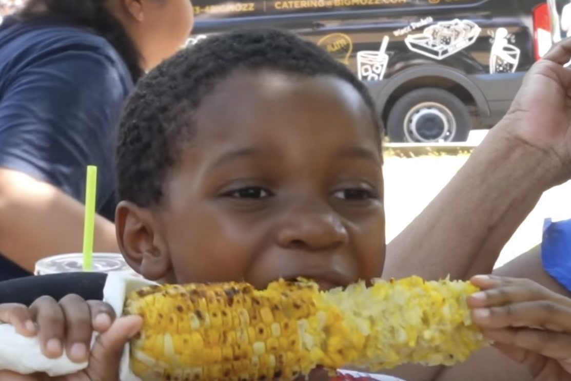 Da meme di TikTok ad ambasciatore del mais, la storia del bambino di It ...