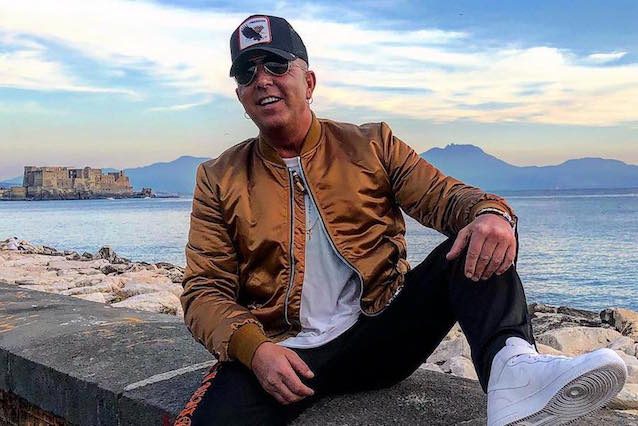 Franco Ricciardi in concerto allo Stadio Maradona il 10 giugno 2023 ...