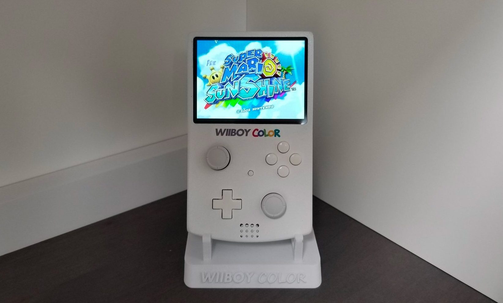 Questo Game Boy è in realtà una Wii portatile: l'opera di uno YouTuber