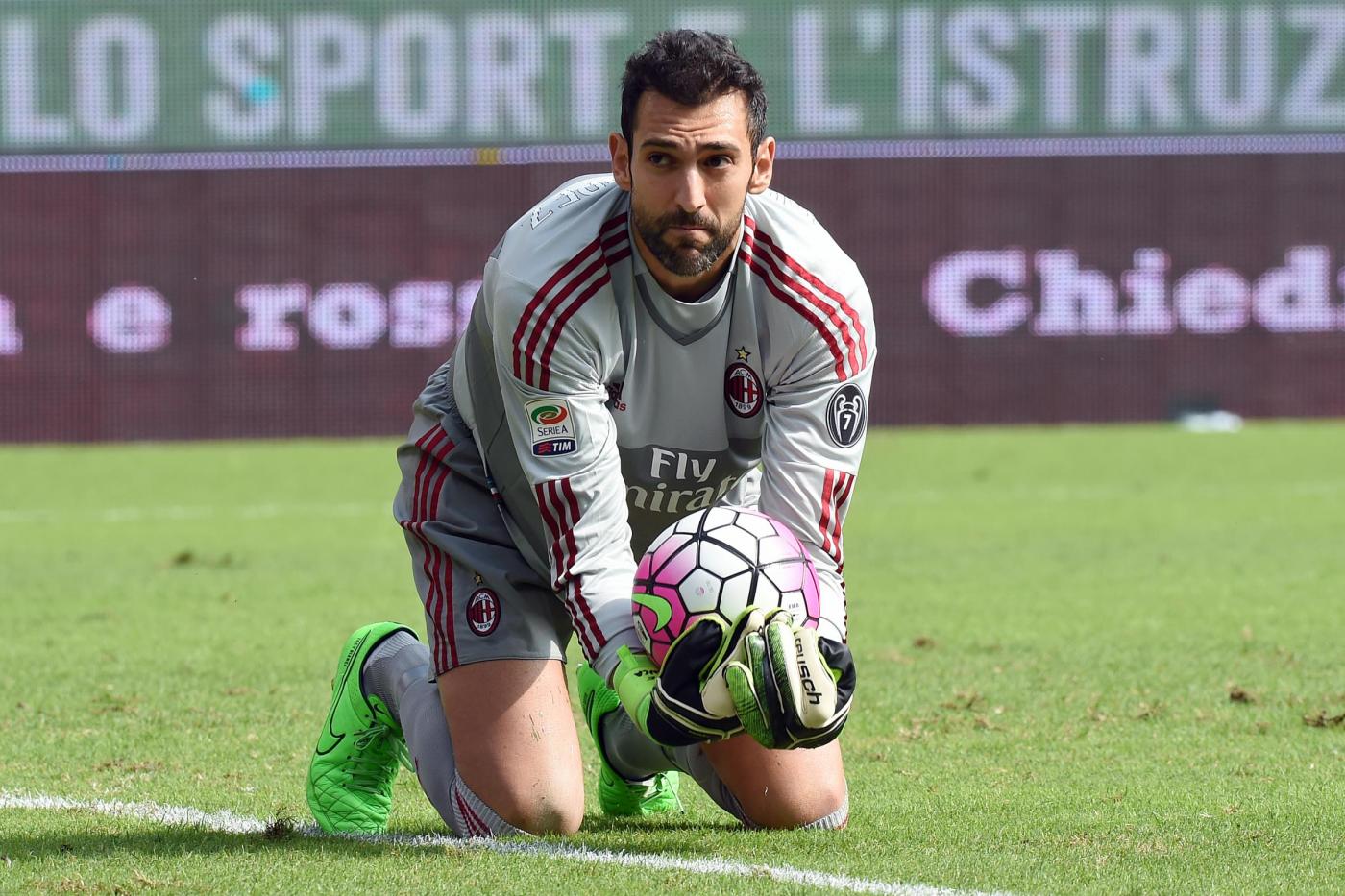 Milan: Diego Lopez va al Chelsea, Donnarumma rinnova
