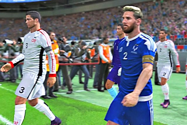 PES 2017, sfida tra 11 Messi e 11 Ronaldo: chi vincerà?