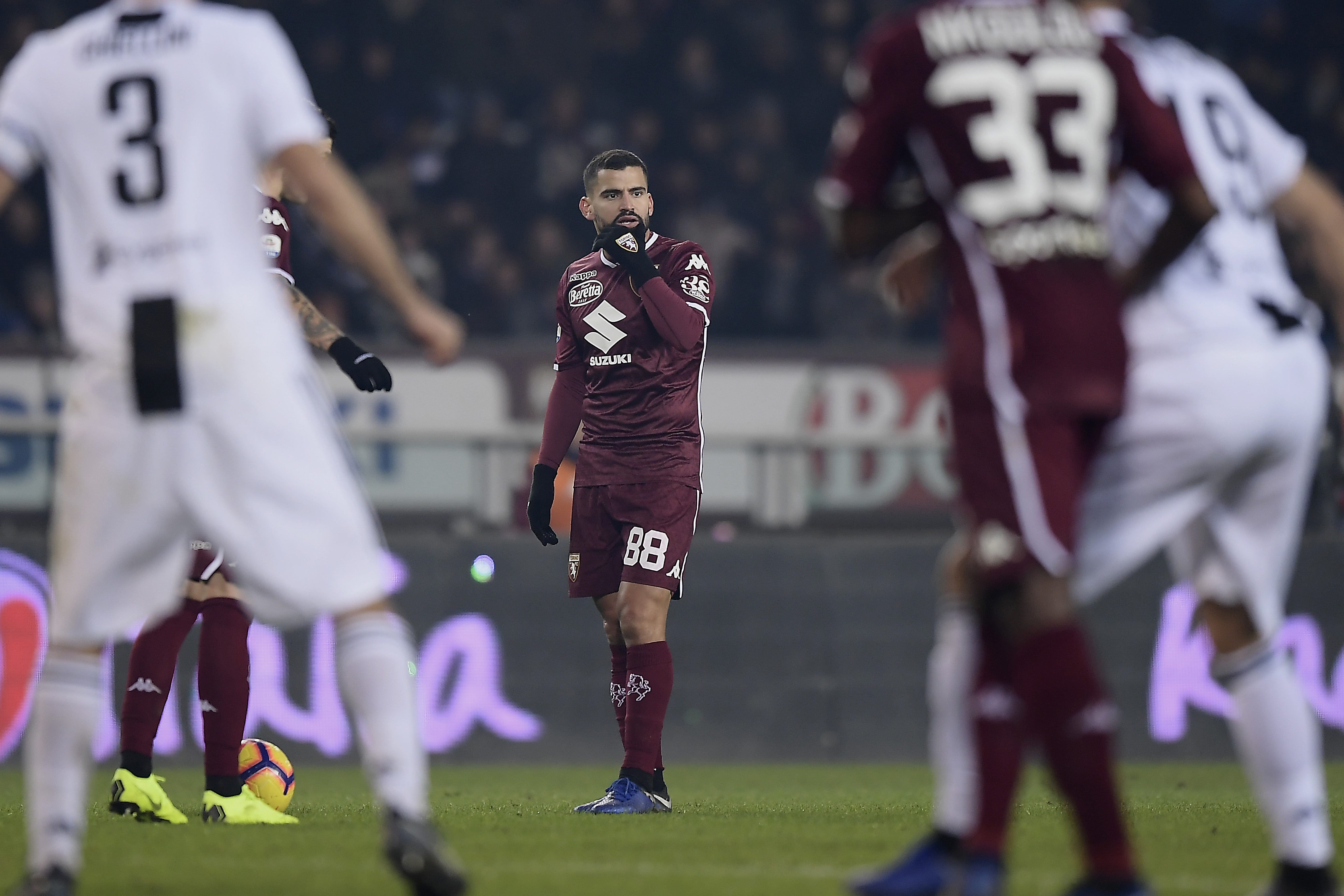 Torino, furto nell'abitazione di Tomas Rincon: trafugati valori per 10 ...